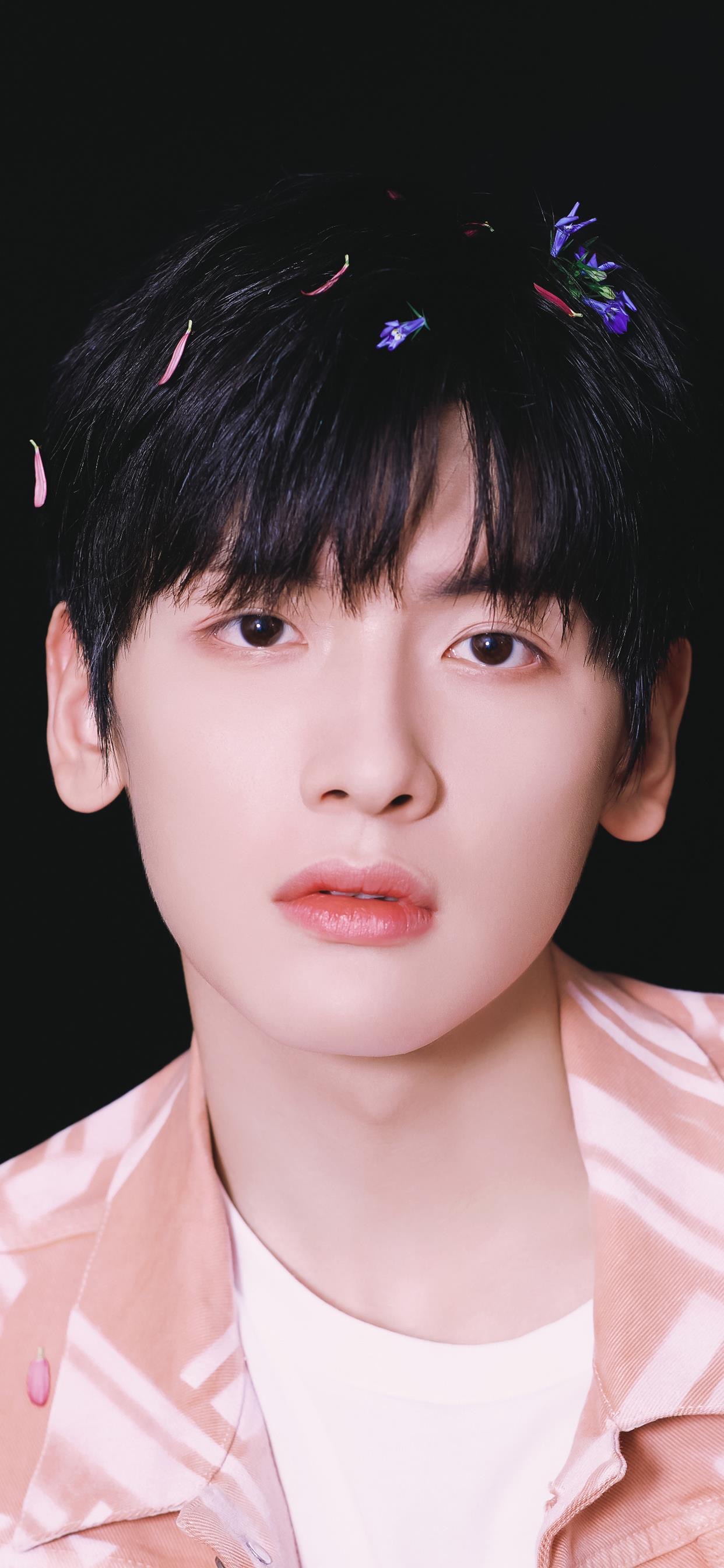 Zhai Xiaowen wallpaper - iNEWS