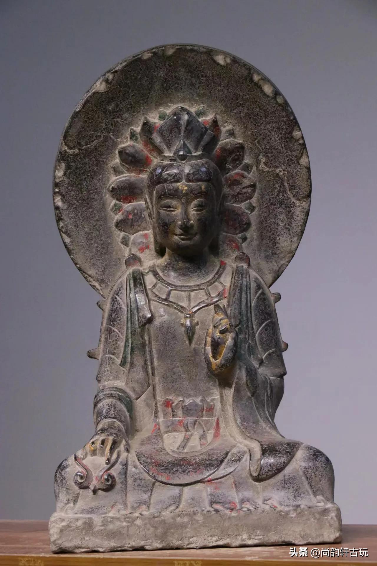 Guanyin Bodhisattva - Backlit Statue - iNEWS