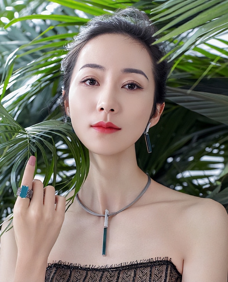 On the surface, they are entertainers, but they actually have 4 ...