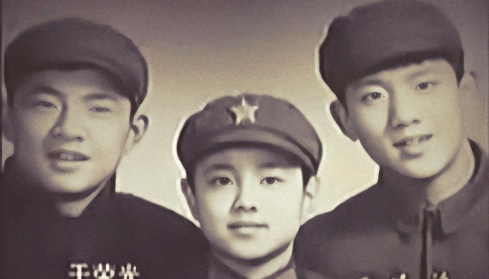 Yu Rongguang, who married his first love and had no scandals in his 40 ...