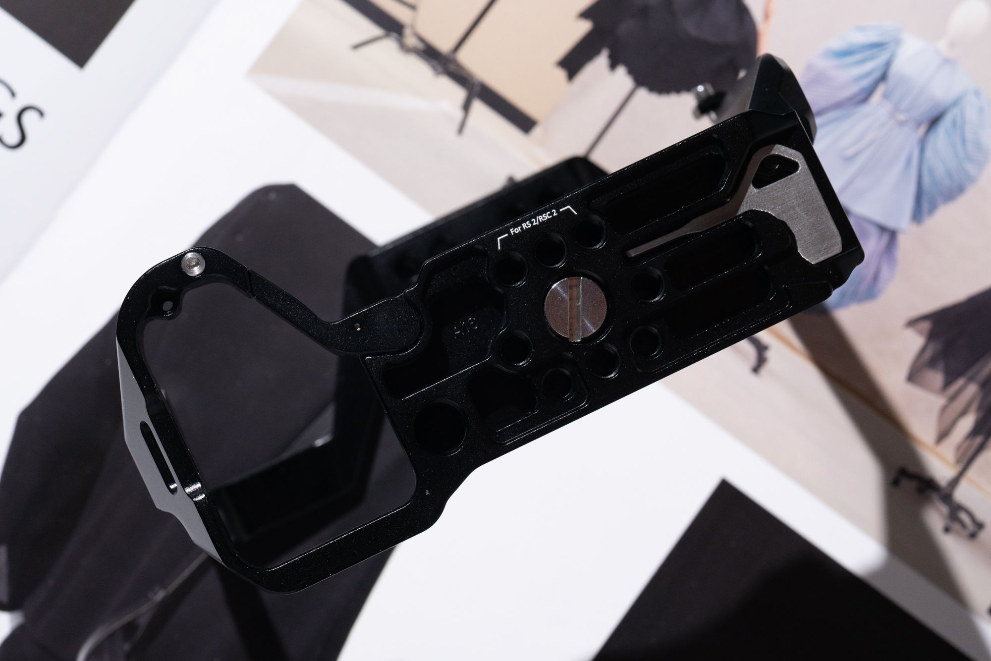 Turn the camera into a "Party A happy machine"!Smog a7m4 rabbit cage ...