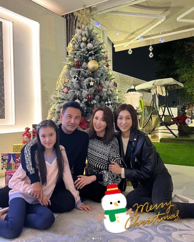 Full of memories to kill!Zhong Jiaxin and Lin Wenlong's family are ...