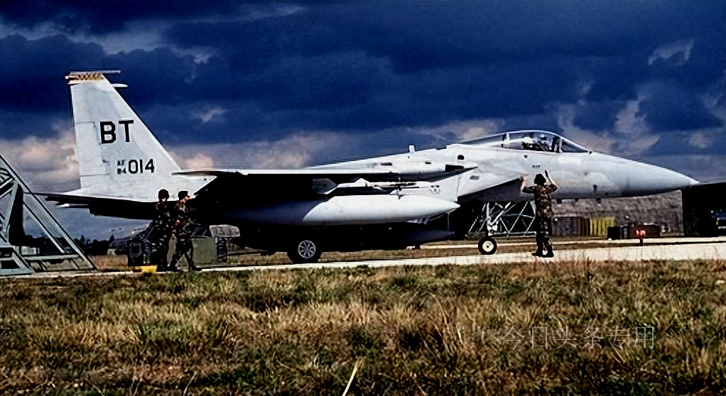 U.S. fighter planes are swooping into the Middle East. Once the United ...