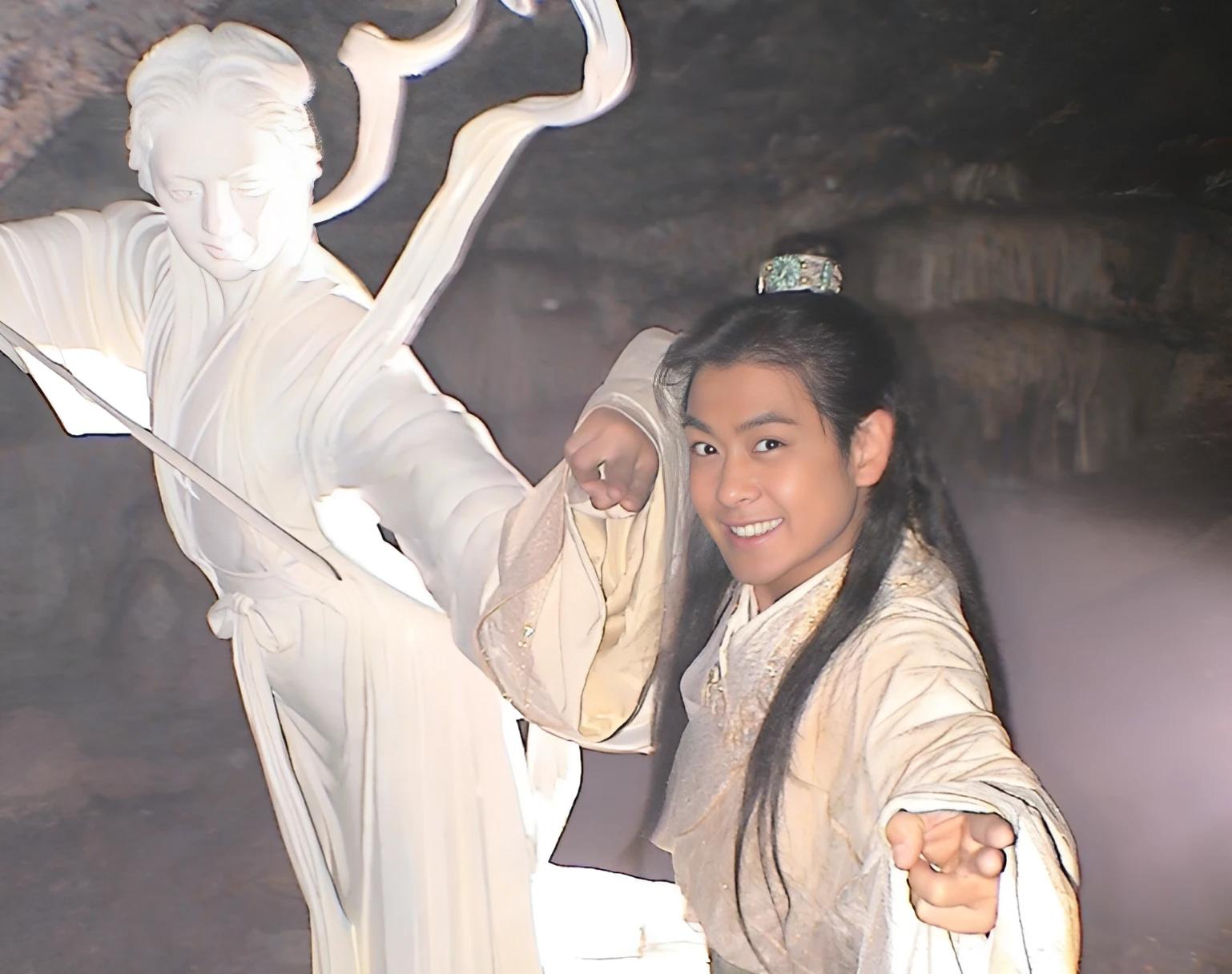 No wonder Duan Yu didn't pass the Six Meridians Excalibur to his ...