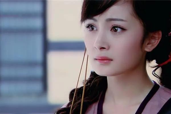 The photos of Yang Mi before the real plastic surgery in her student ...