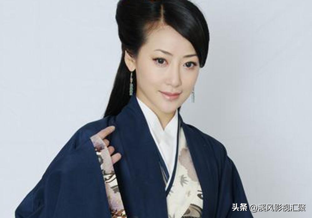 "Moon Song Xing" Chen Zihan plays the ruthless demon king, her ruthless ...