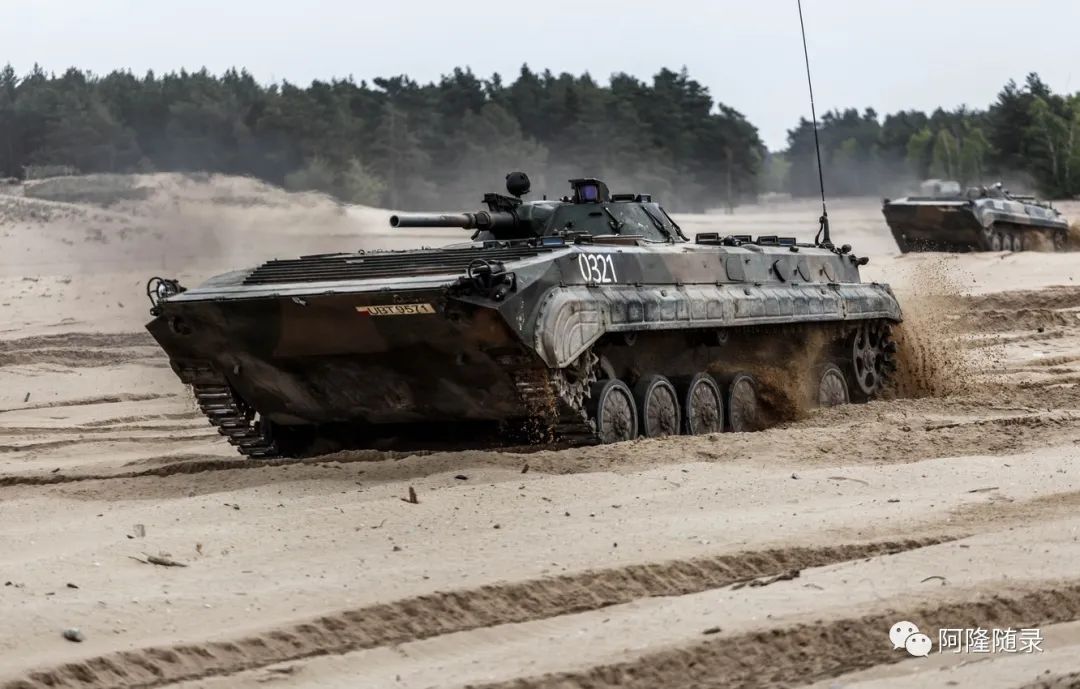 Does the PLA need heavy infantry fighting vehicles? - iNEWS