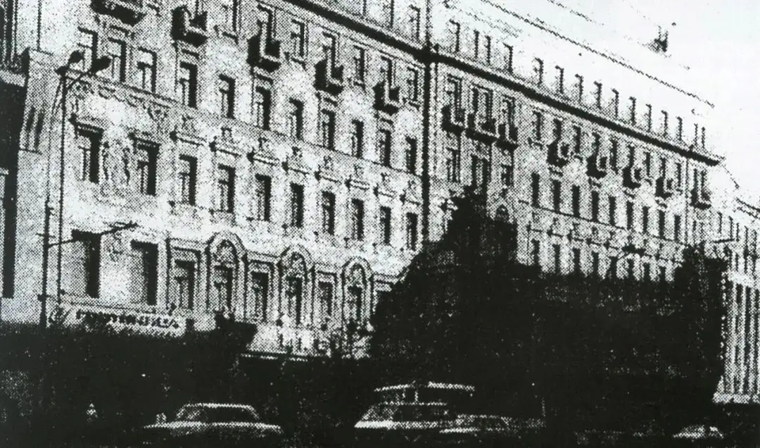 Female Red Army sacrificed after swallowing secret documents - iNEWS