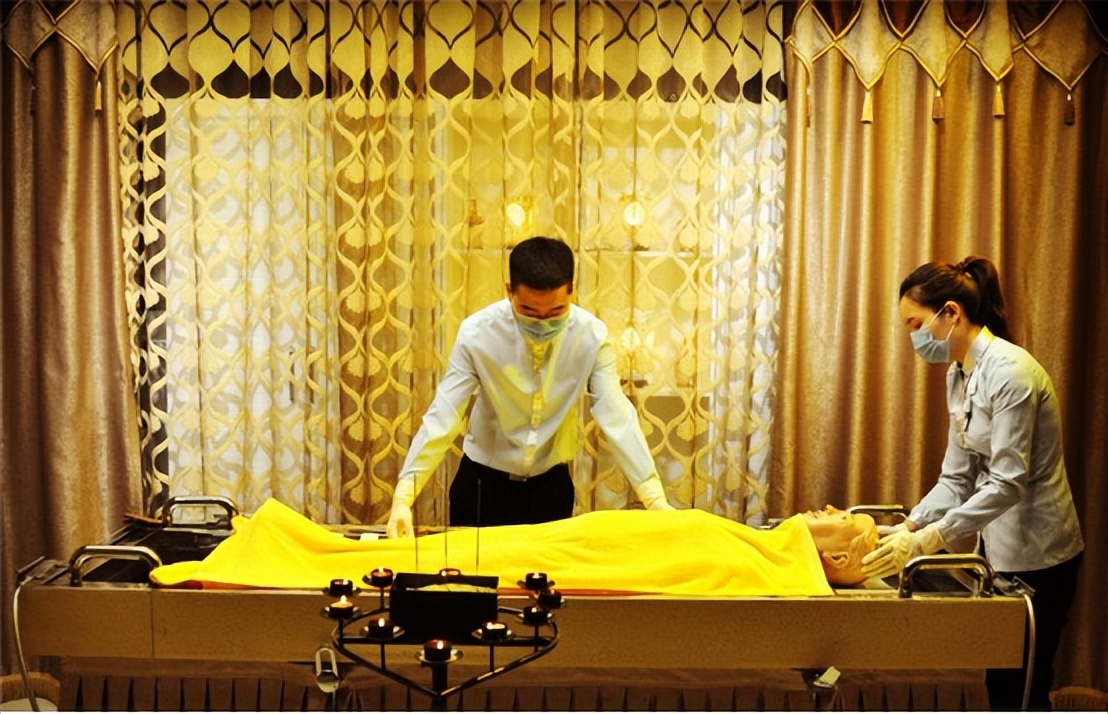 Why can't you touch the dead body with your hands?Mortuary: It has ...
