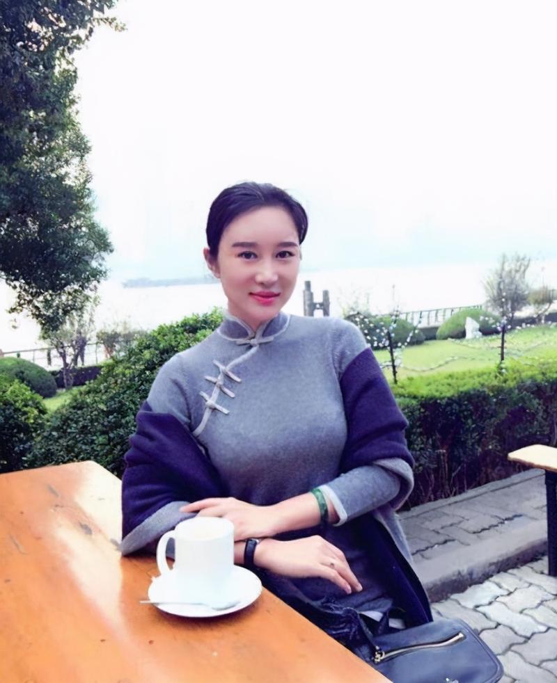 41-year-old Du Xinglin: married 72-year-old director Zhang Jizhong, and ...