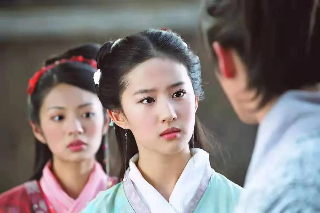 "The Story of Roses" started, starring Liu Yifei, Lin Gengxin, Huo Jianhua joined the group ...