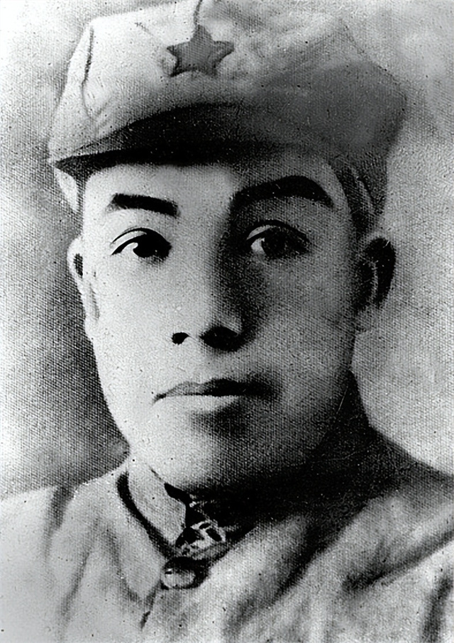 Mao Yuanxin is 80 years old this year. He came to Shaoshan after ...