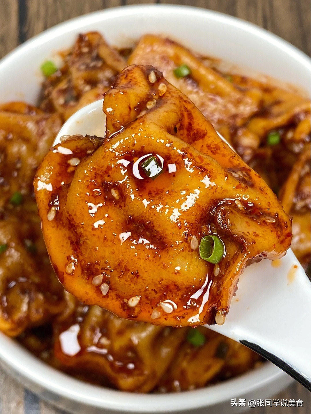 Dumplings are eaten like this, and the children are crying. Do you ...