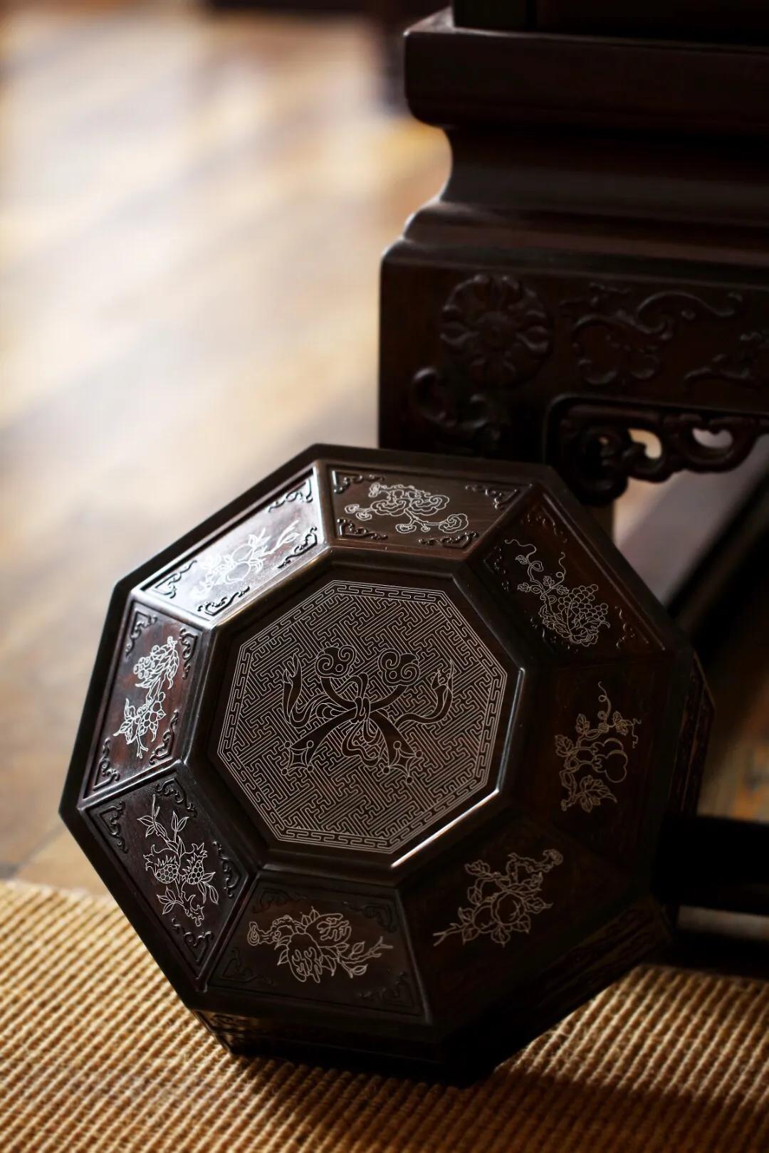 Purple Sandalwood Eight Treasure Box Bafang and Mother-in-law, all made ...