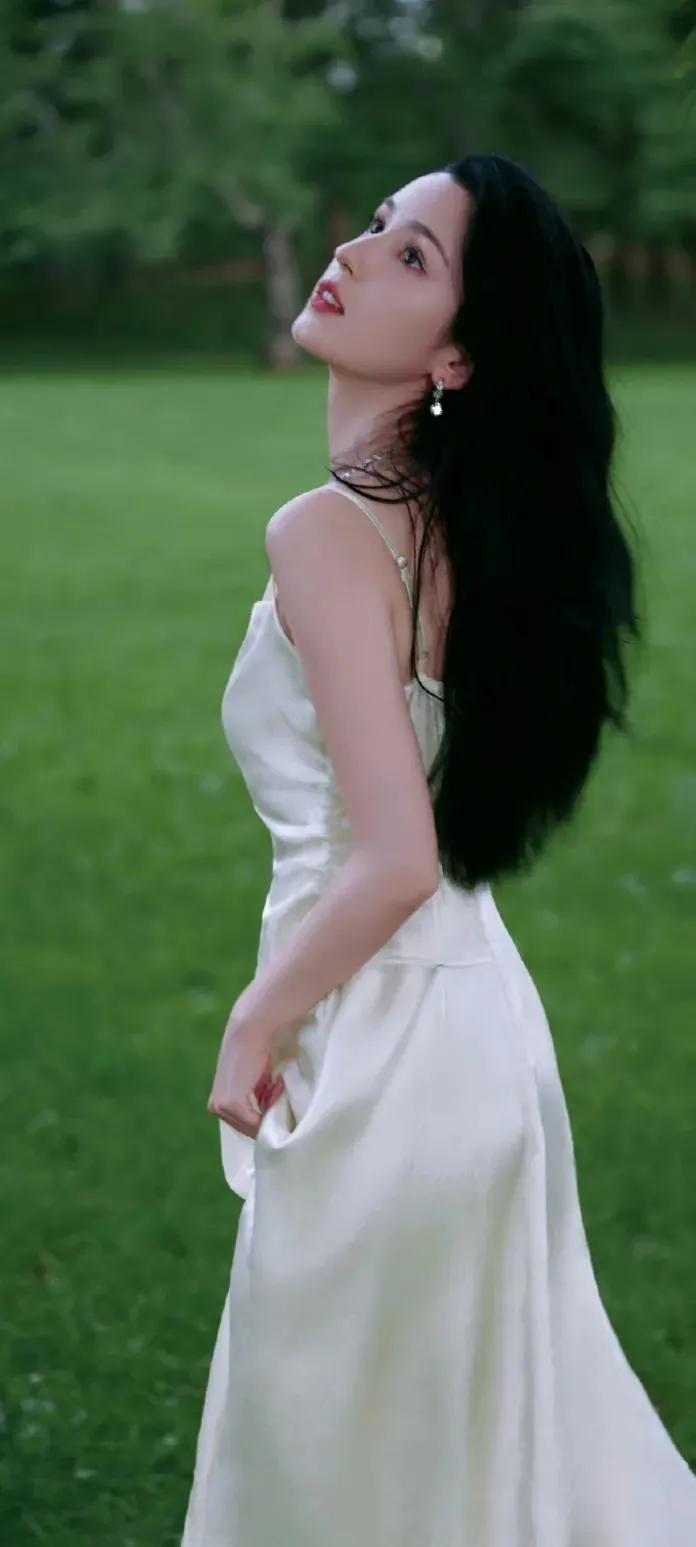 Hanikezi sexy photo - iNEWS