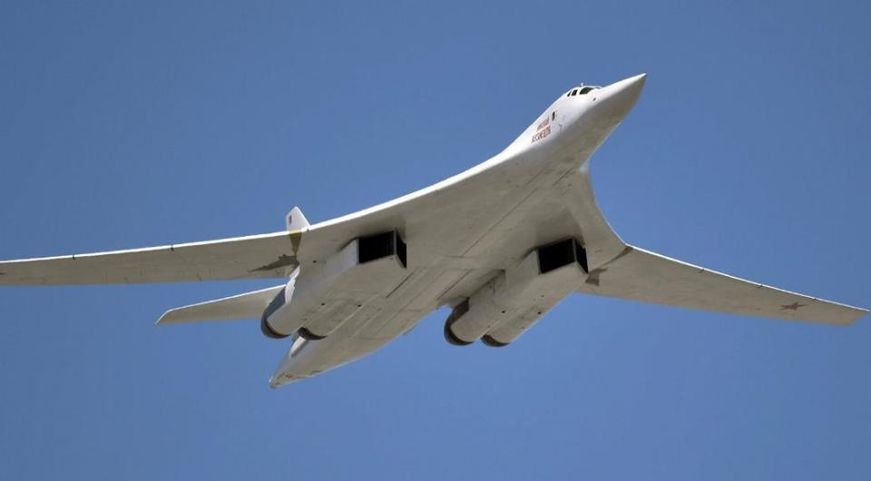 The new strategic bomber ushered in the ultimate test, it can drop 45 ...