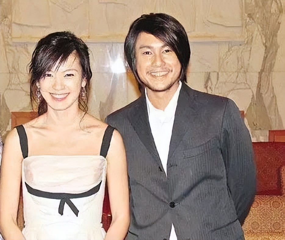 Personal relationship is chaotic and sleeps with 17 men, seamlessly ...