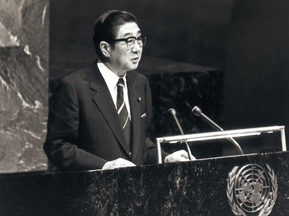 Shinzo Abe pays homage to the prime minister four times, how powerful ...
