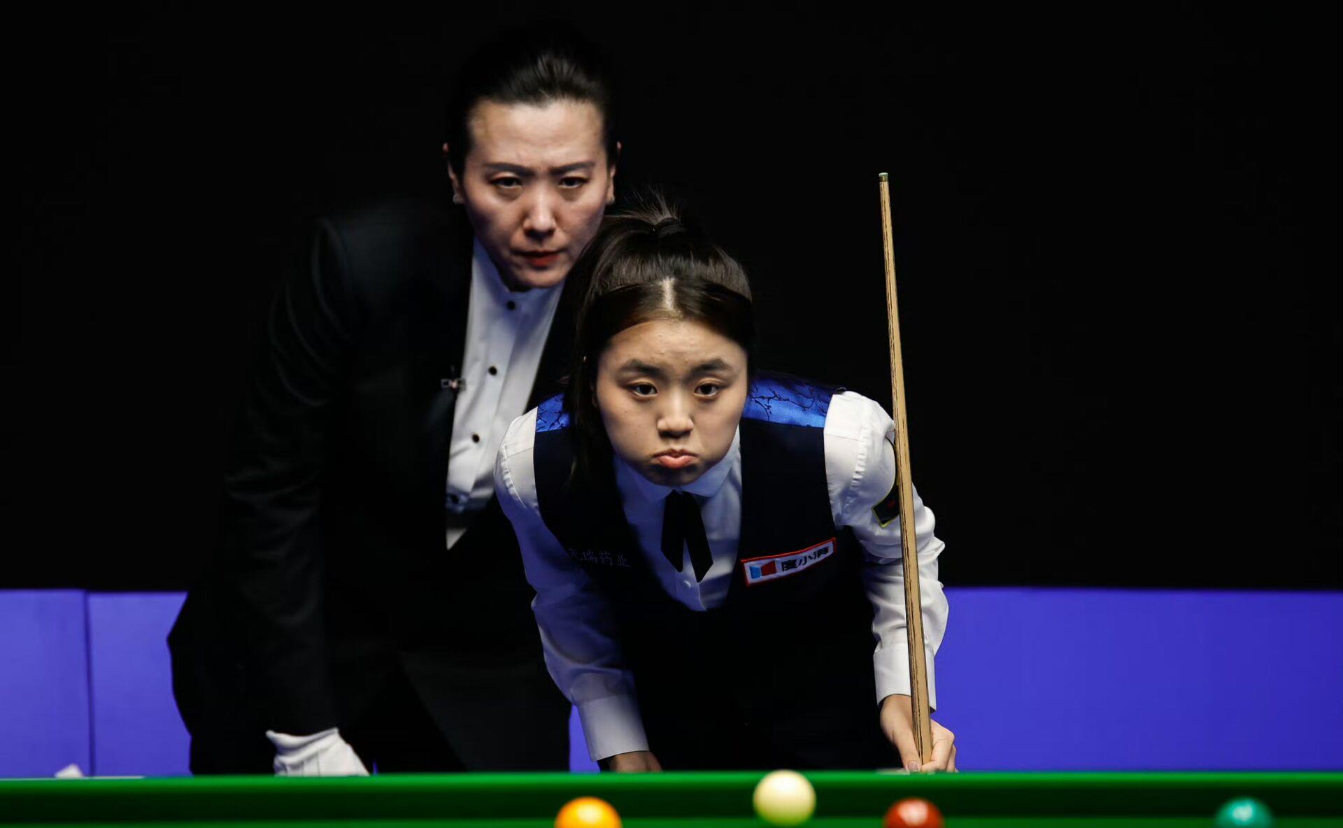 Snooker International Championship: Chinese 15-year-old Wang Xinbo ...