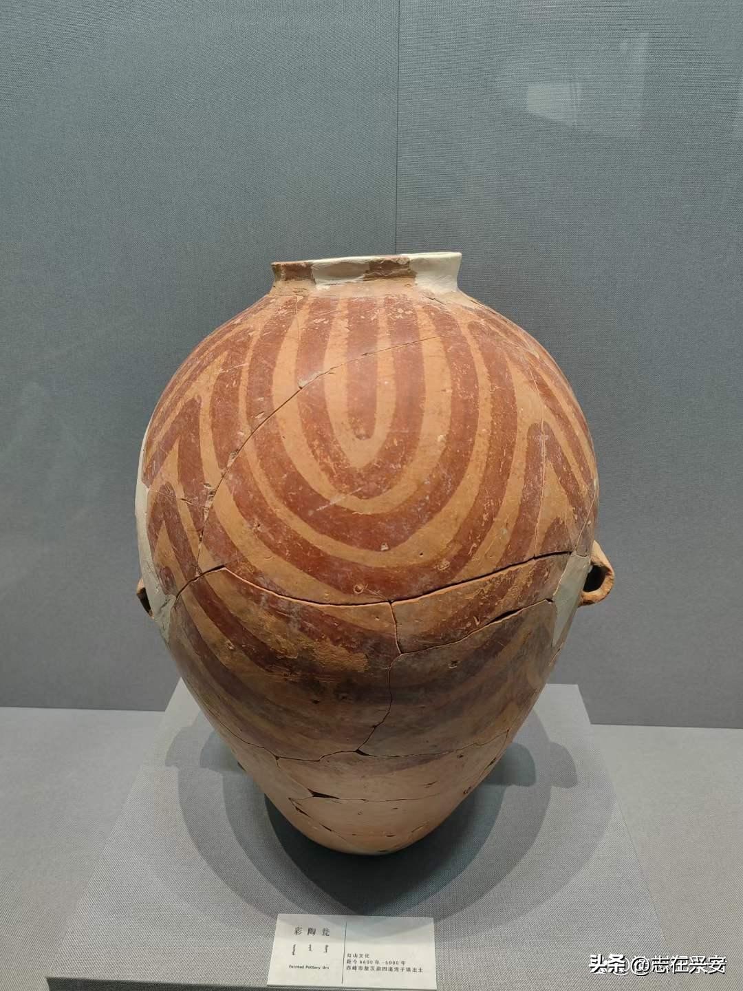 Into Chifeng Museum - iNEWS