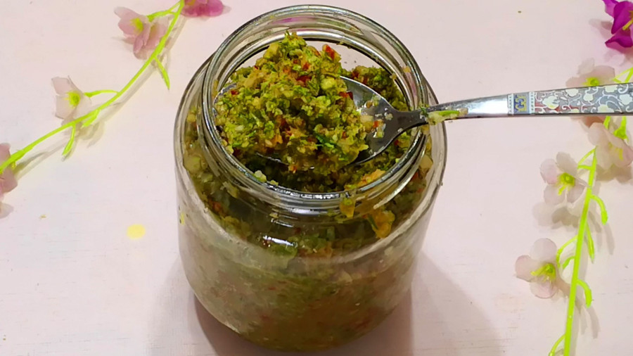 Pickled leek flower sauce, directly salted and "wasted", add 4 more ...