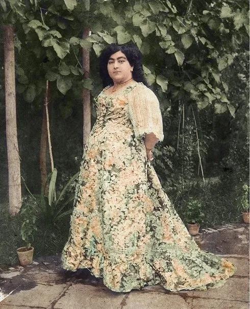 What does the Persian princess who 13 young men committed suicide ...