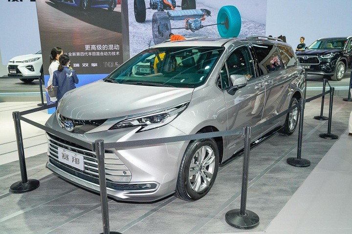 Price increases against the trend! The 2023 Toyota Saina is a bit ...