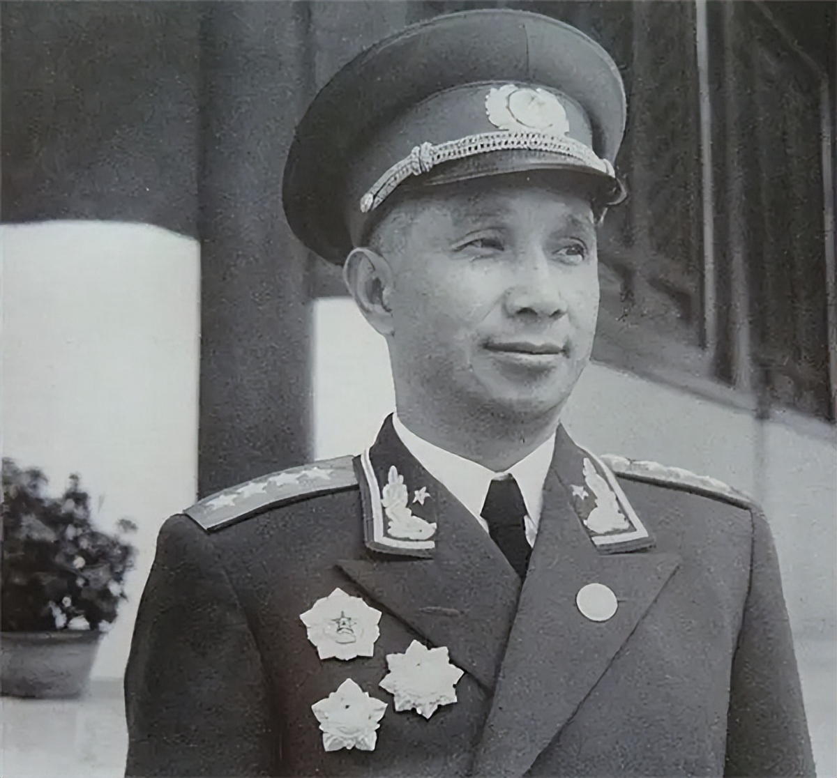 In 1958, when General Su Yu was in distress, his wife recalled: Except ...