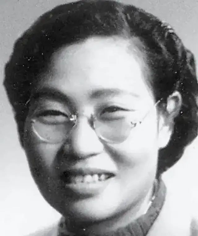 In 1937, Lei Mingzhen sent a letter to Xu Shiyou, Xu Shiyou read it ...