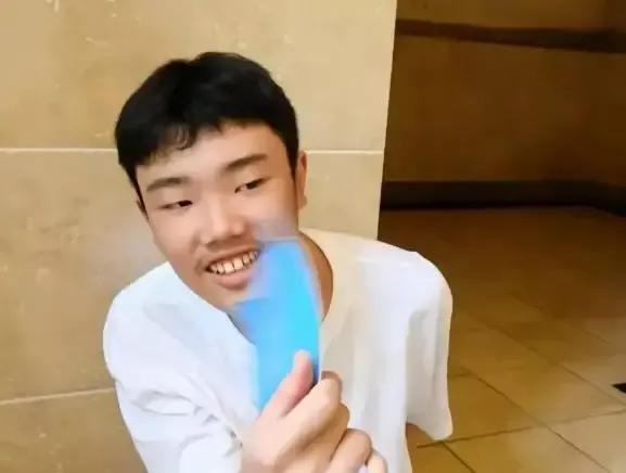 Hu Xinyu, where have you been?Can the truth be far behind? - iNEWS