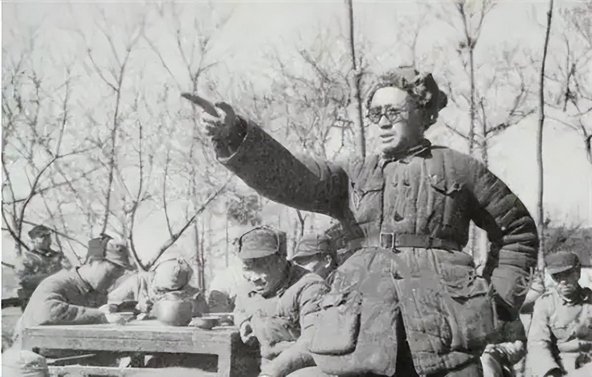 Yang Sen's troops were besieged, and Liu Bocheng's order was very ...