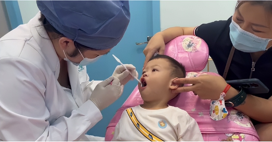 Are baby black teeth rotten teeth?love teeth do this - iNEWS