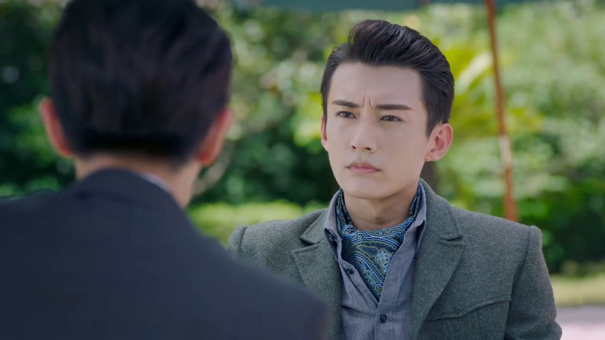 The spy war drama "Thrush" starts, starring Liu Xueyi and Peng Xiaoran, and netizens praise the ...