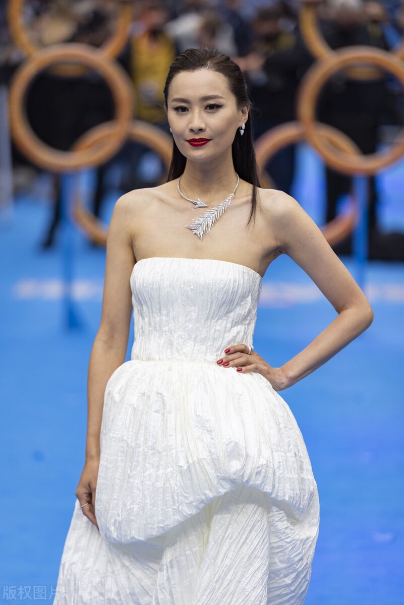 Eight years after leaving the wealthy family, Chen Fala returned to the ...