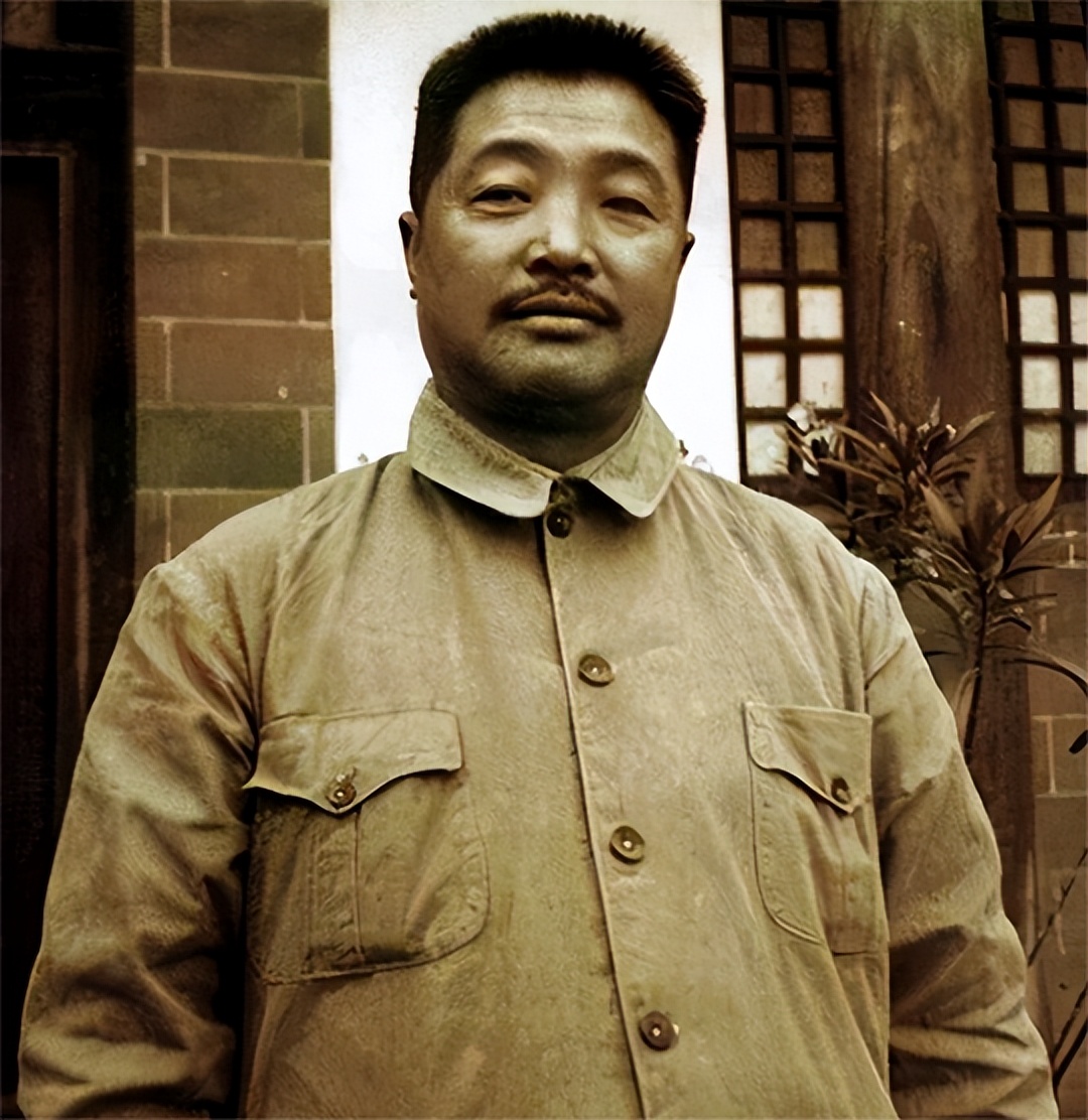 Losing her husband in middle age and losing her son in old age, 95-year ...