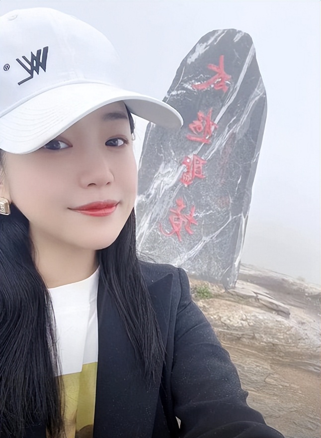 Michelle Chen posted the Mid-Autumn Festival VLog, went to the Shaanxi ...