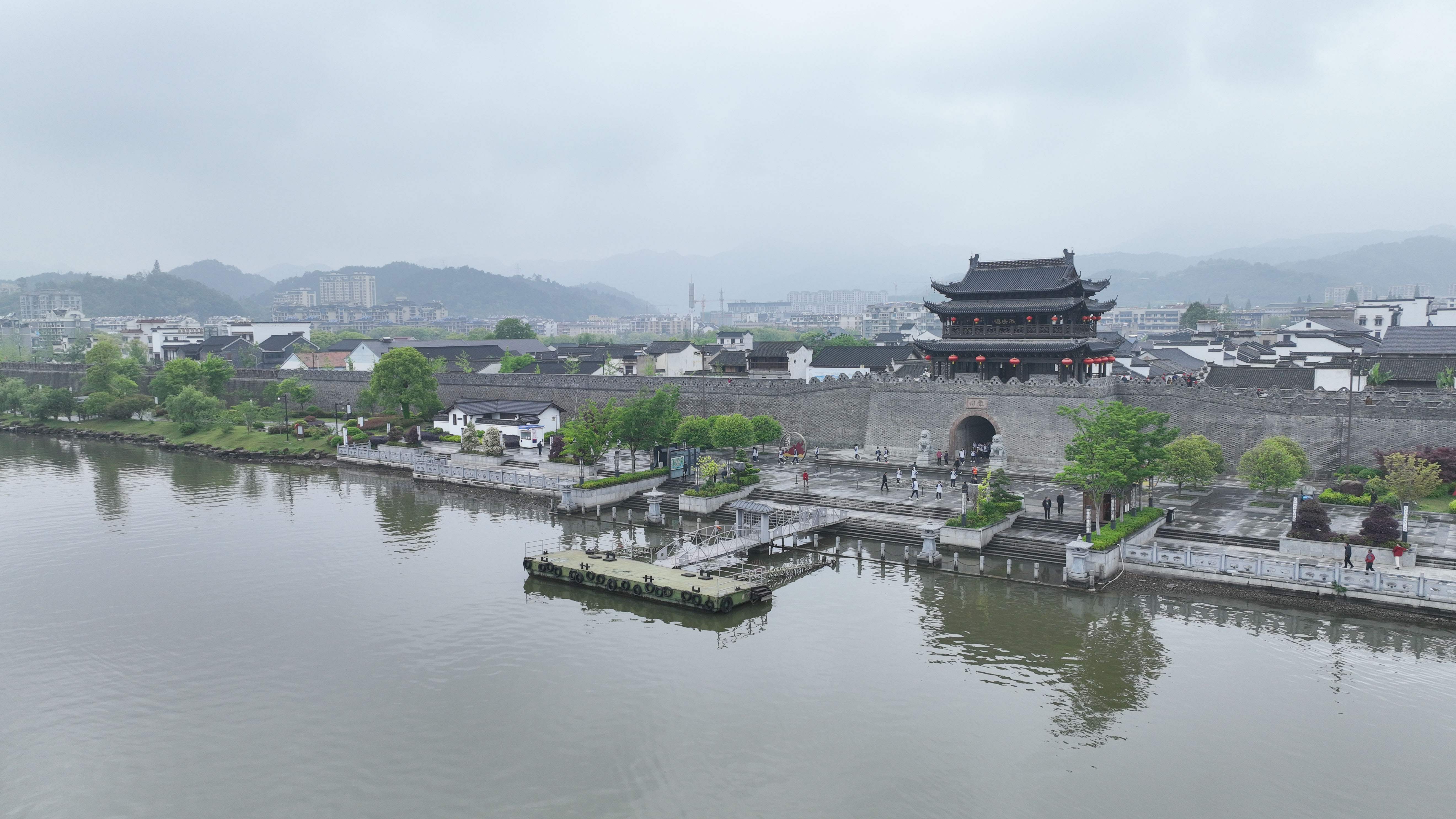 There is a "low-key ancient city" in Jiande with a history of thousands ...