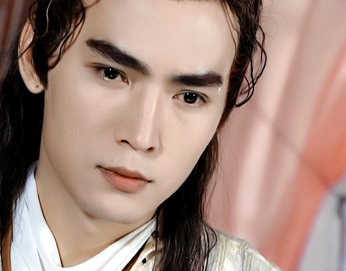 55-year-old Jiao Enjun went out to make money, was ridiculed for wearing a wig, and once left ...