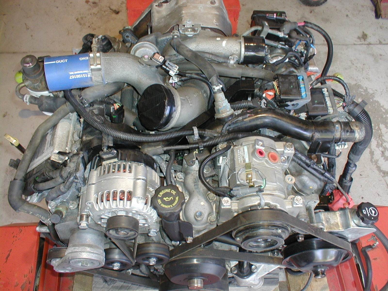 Why do most diesel engines use an inline 6 layout instead of a V8 or V6 ...