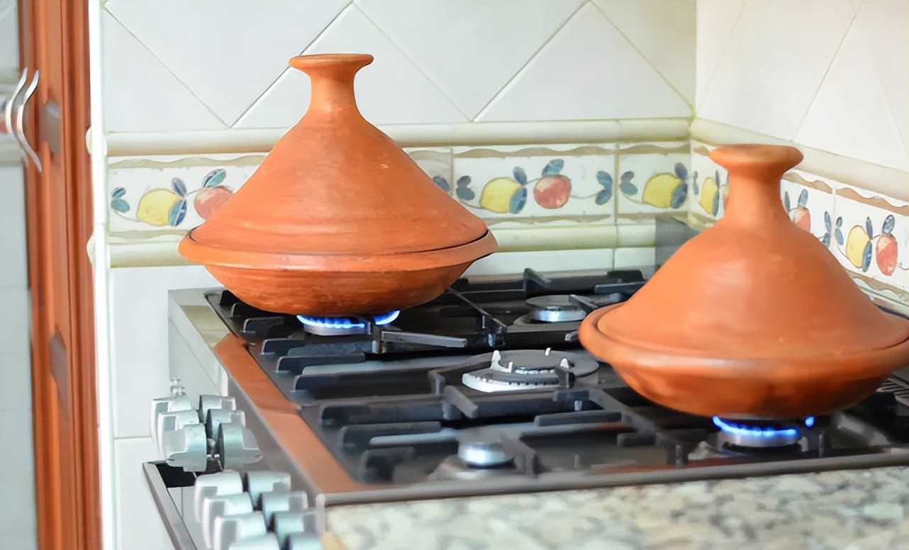 Moroccan national dish - Tagine - iNEWS