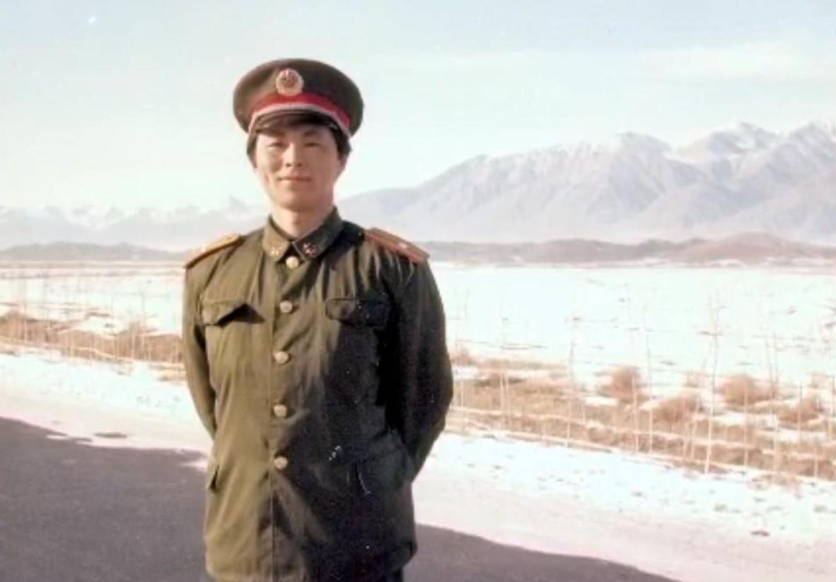 "Western Singer" Wang Hongwei and his 13-year-old wife Yang Shanshan, the husband and wife sing ...