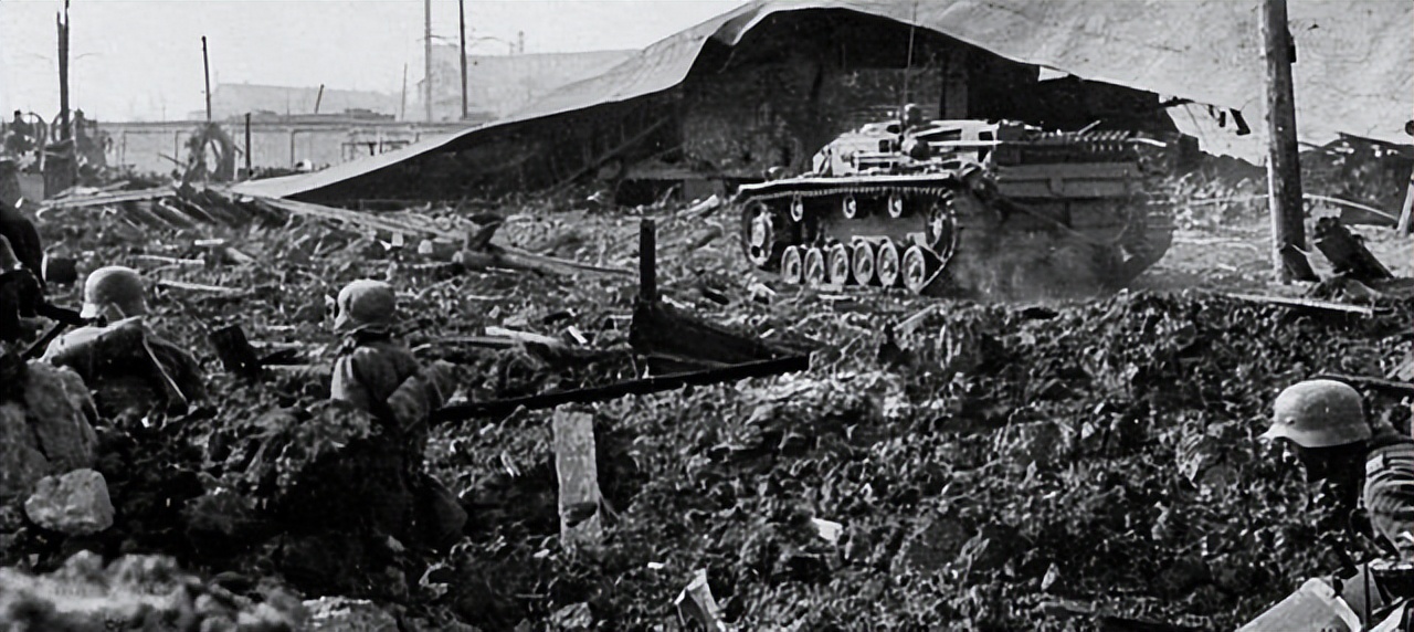 The rain is about to come and the wind is full, Hitler's ambition - iNEWS