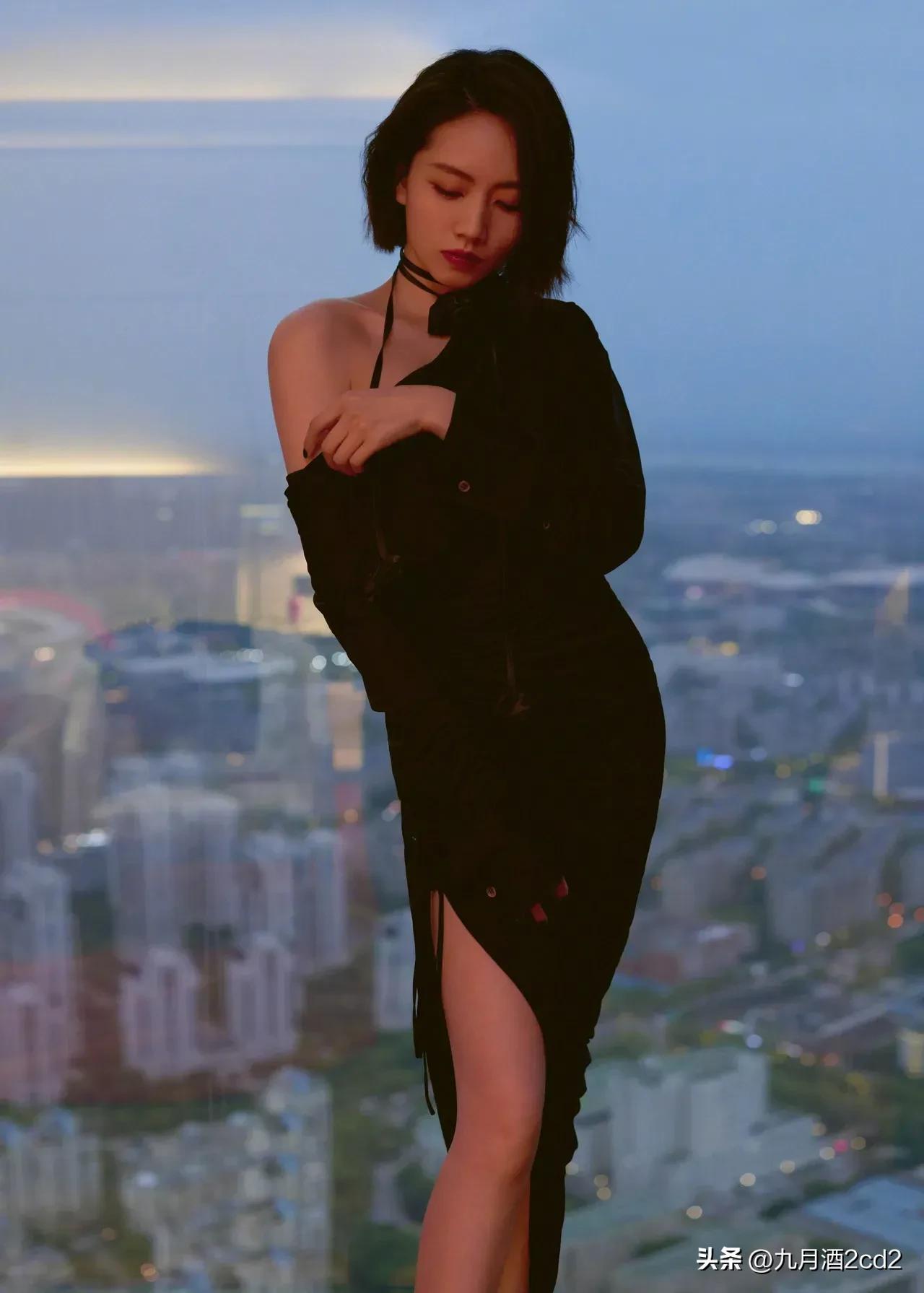 Sexy and hot photo Liu Xijun - iNEWS