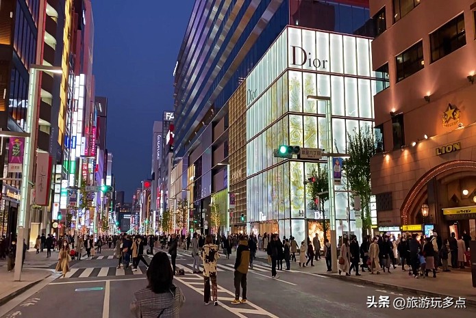 Tokyo is prosperous, and it is especially important to travel to ...