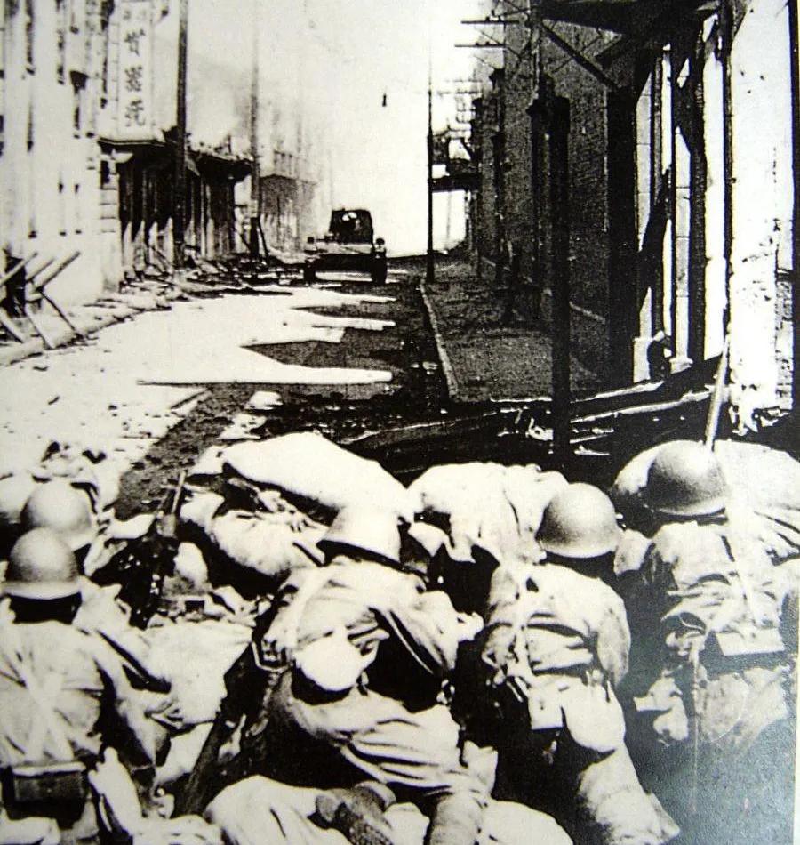 World War II - "Battle of Songhu" in China - iNEWS