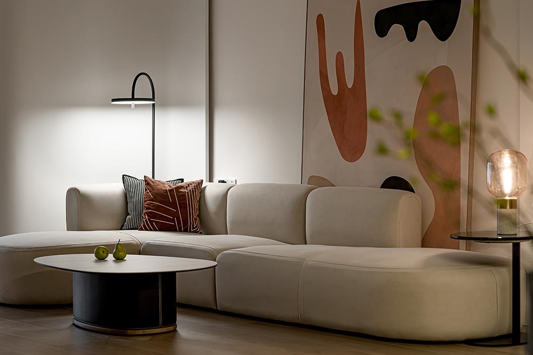 130㎡ modern log style, arc-shaped corner + arc sofa, interesting and ...