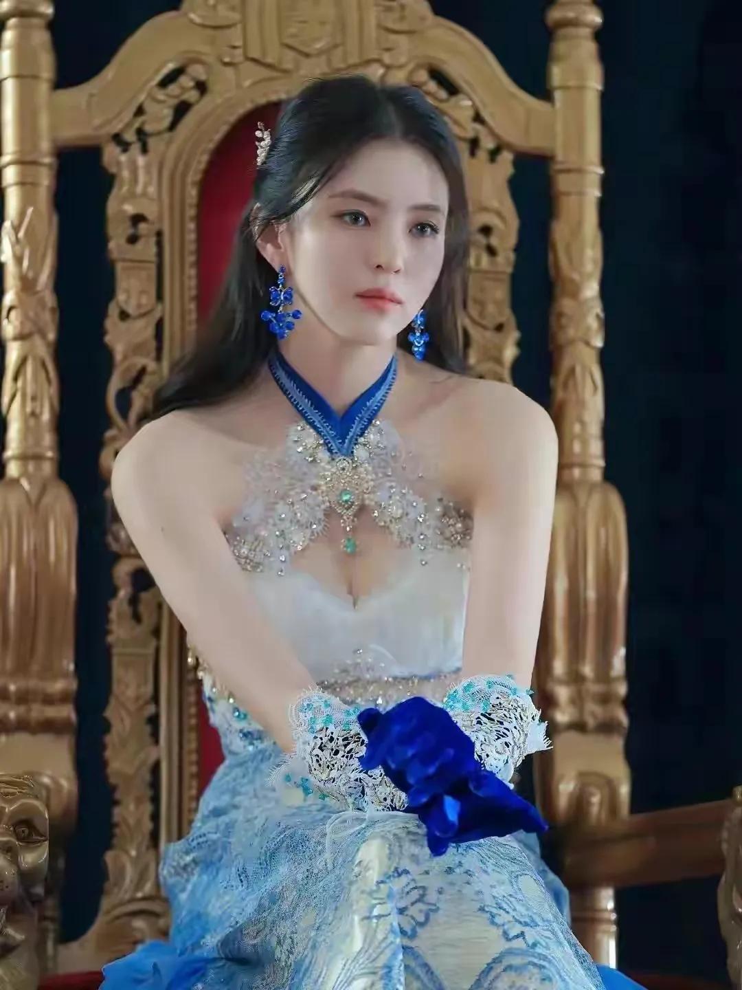 Han Su Hee is so beautiful - iNEWS