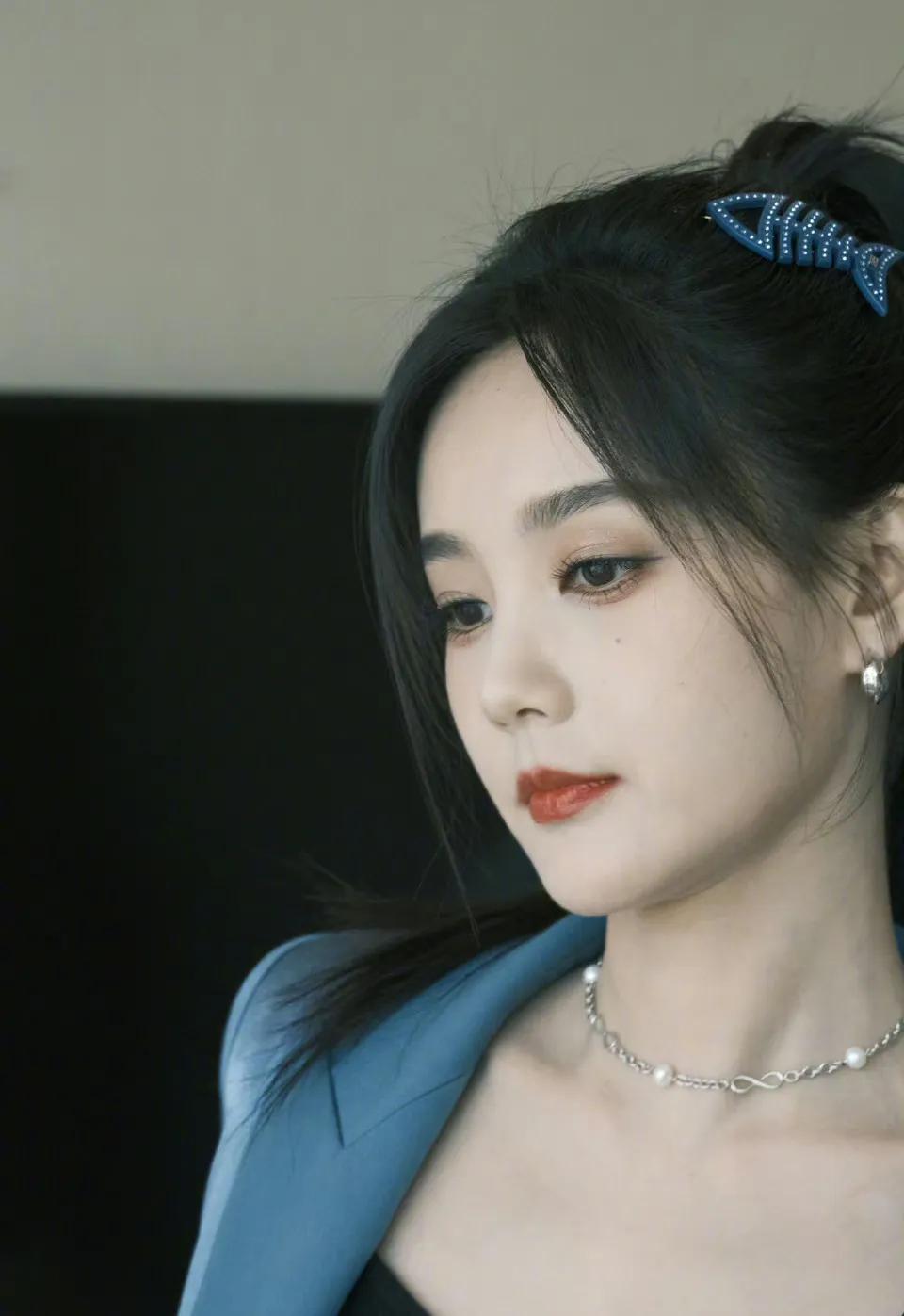 5.9 Atlas Qi Wei Xing Fei Zhang Linghe Ma Xinrui Wang Yuwen Mao ...