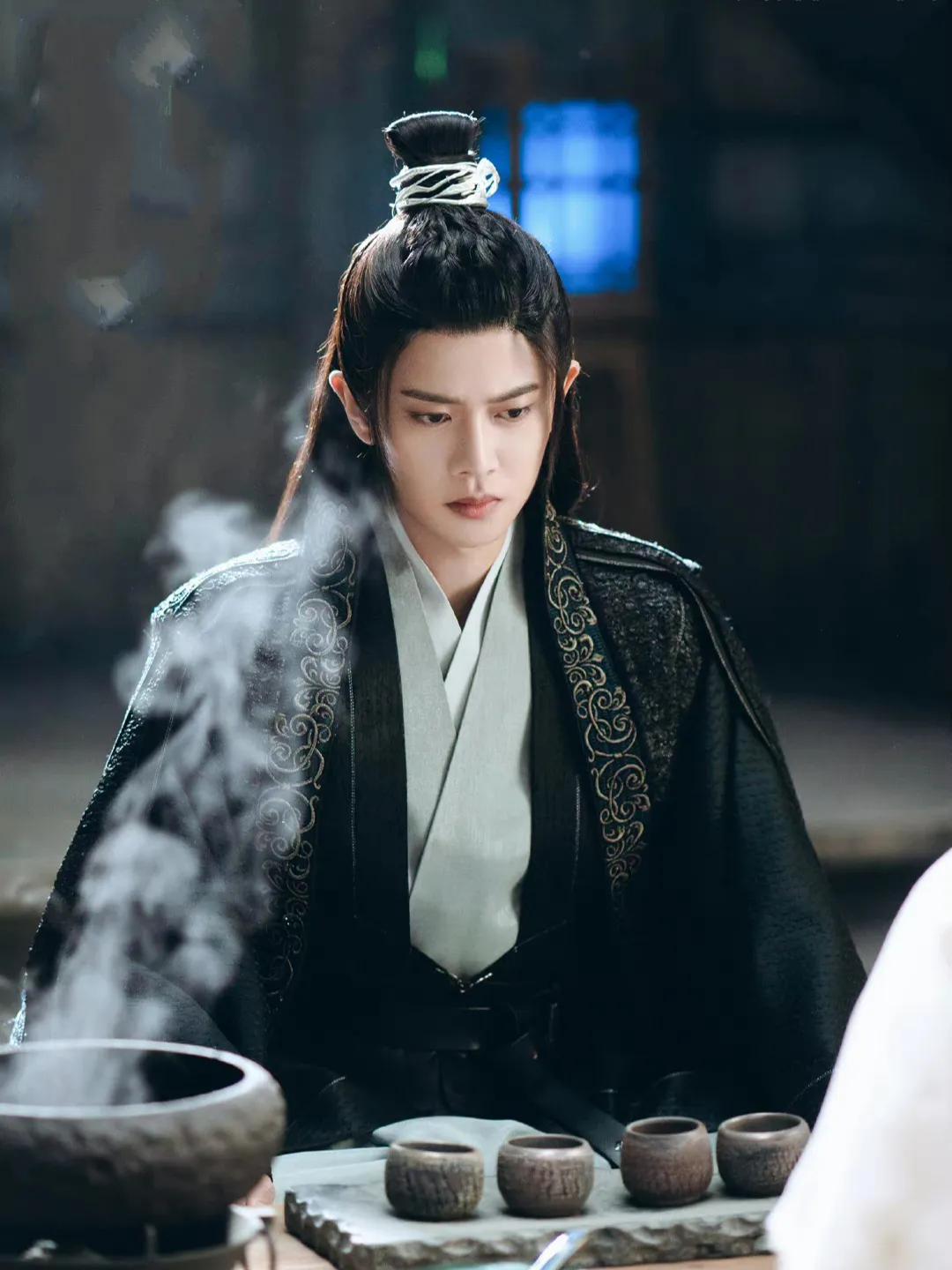 The most pure and good looking merman - Changyi - iNEWS