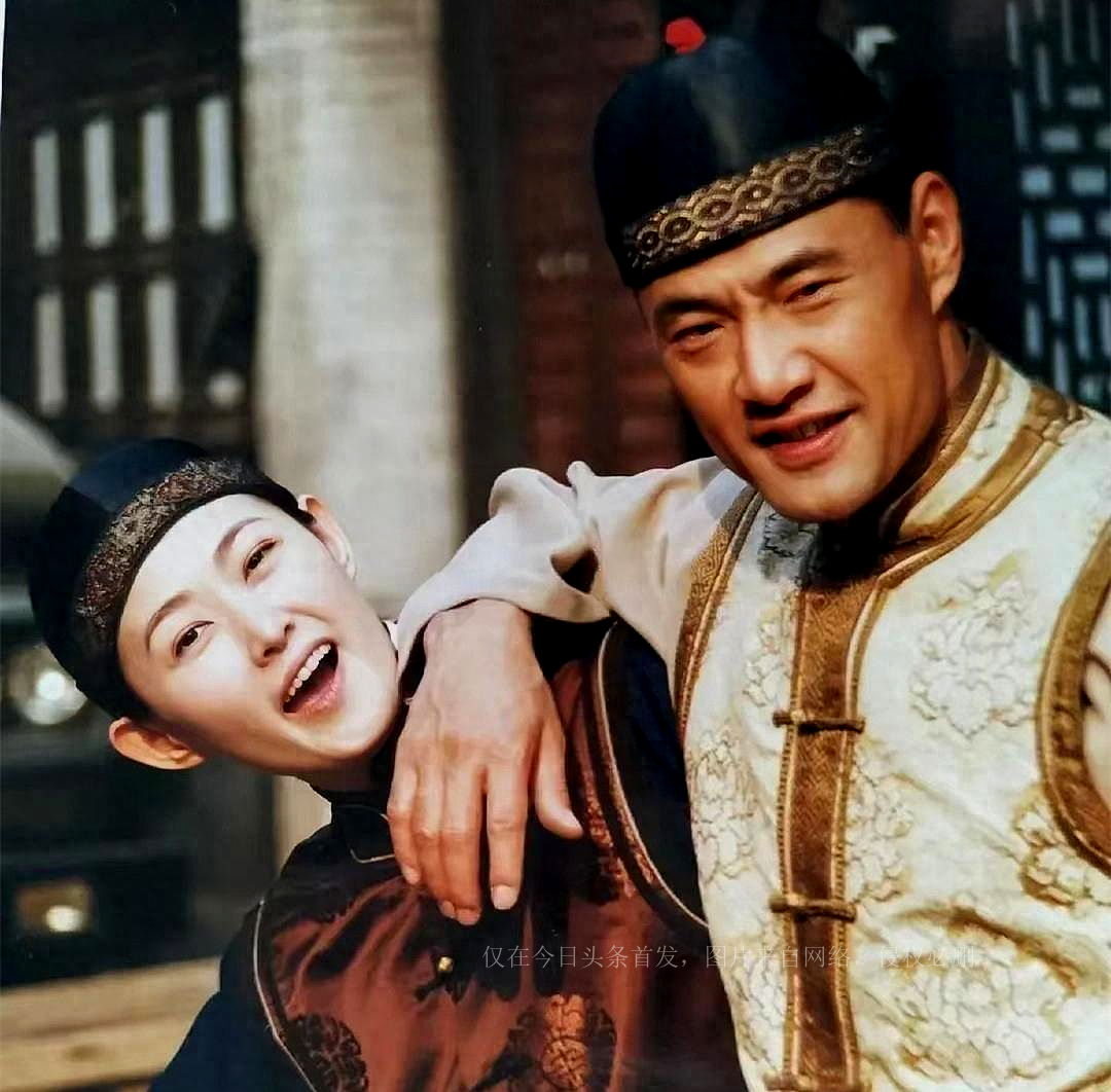 64-year-old Yu Rongguang reunited with Wang Siyi after 23 years and was ...